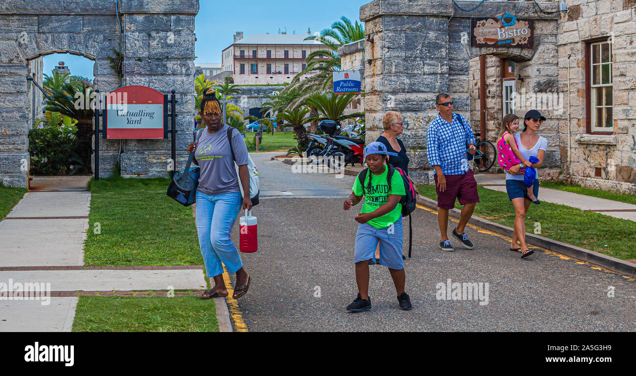 Victualling boats hi-res stock photography and images - Alamy