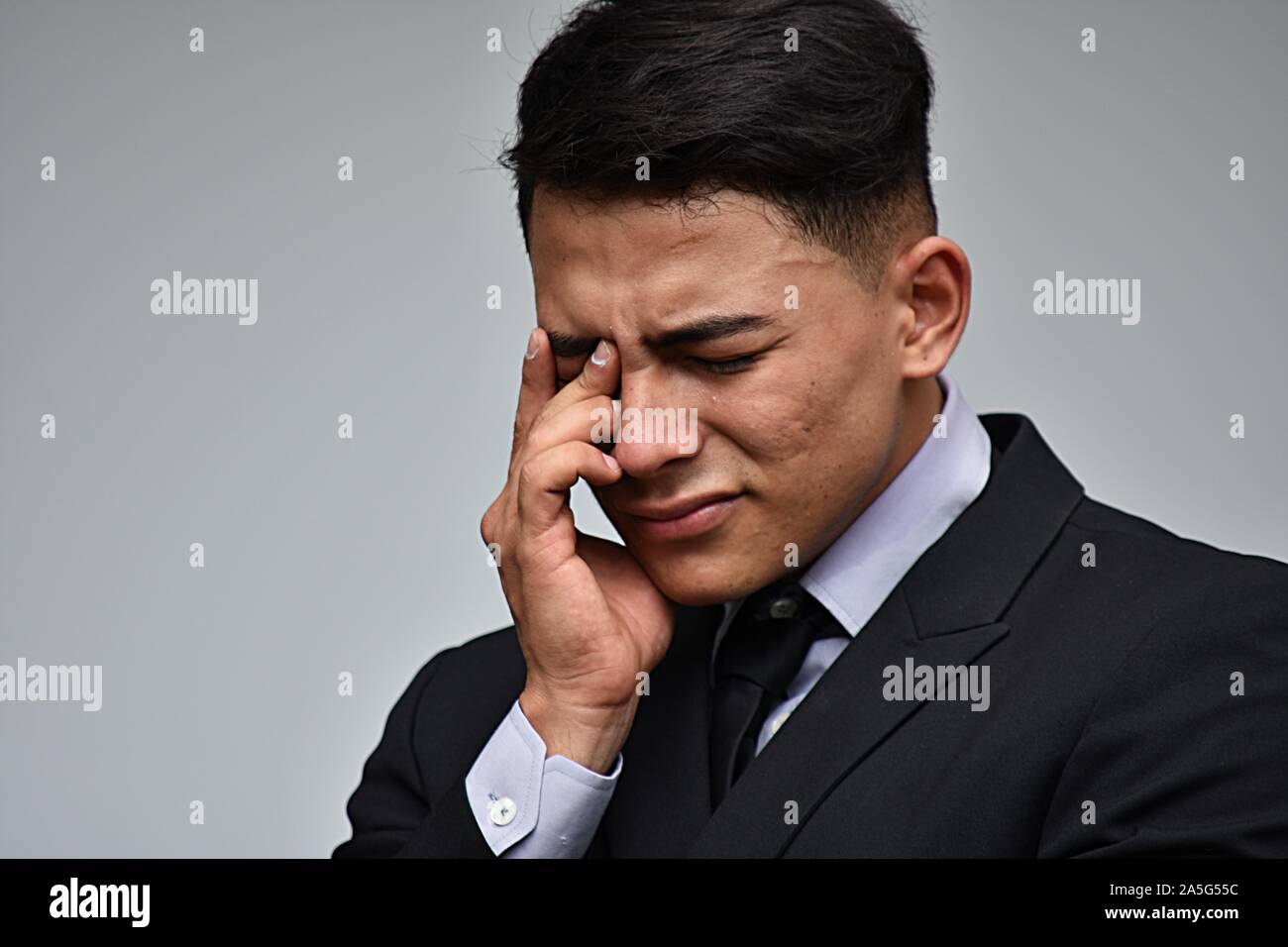 Sad man suit hi-res stock photography and images - Alamy