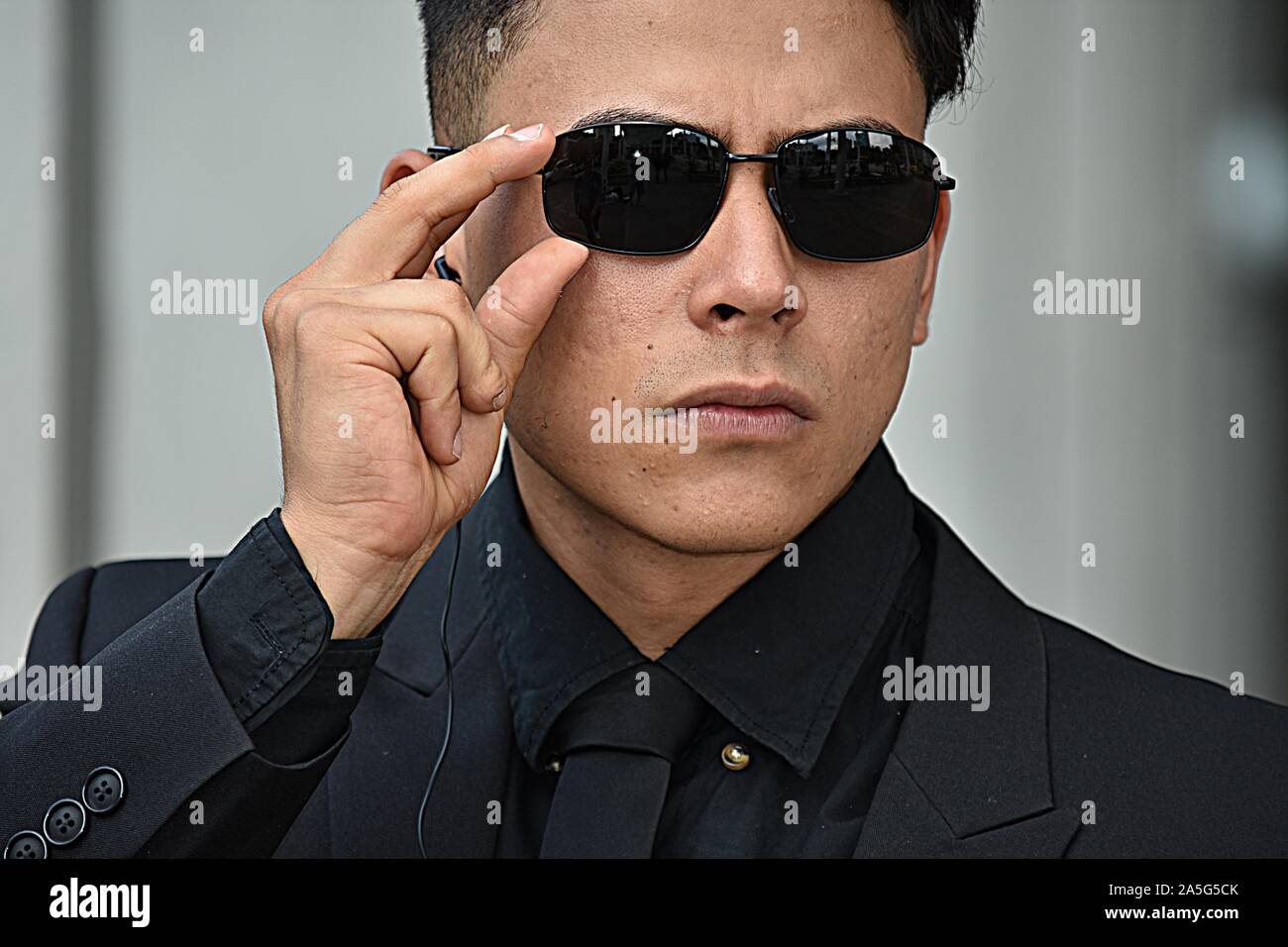 Black secret service agent hi-res stock photography and images - Alamy
