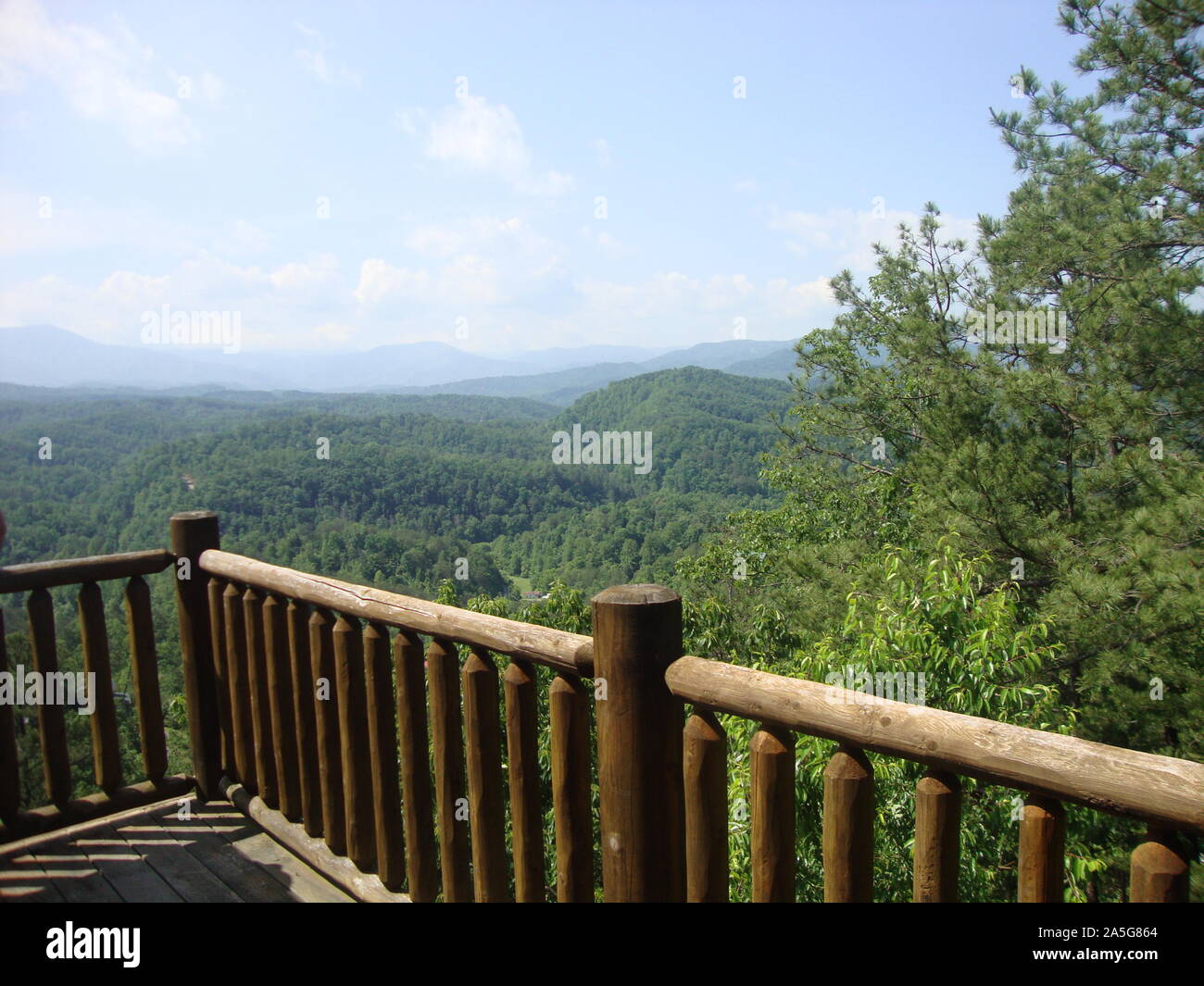 Spring in Tennessee: Overlooking the Foothills of the Smoky Mountains ...