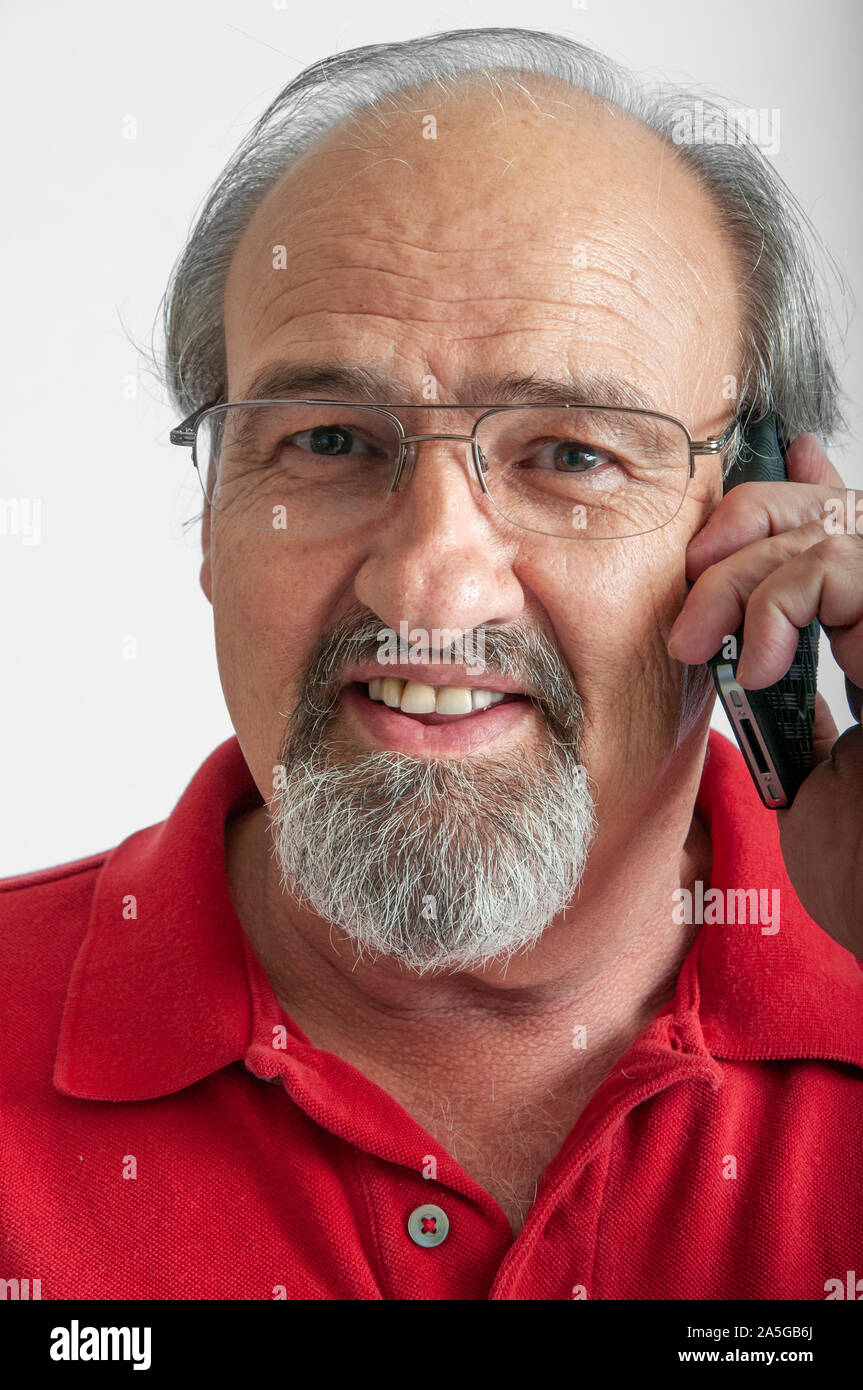 Elderly old age man calling mobile phone hi-res stock photography and ...
