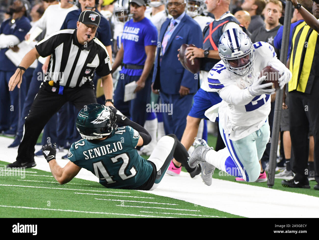 Andrew sendejo eagles hi-res stock photography and images - Alamy