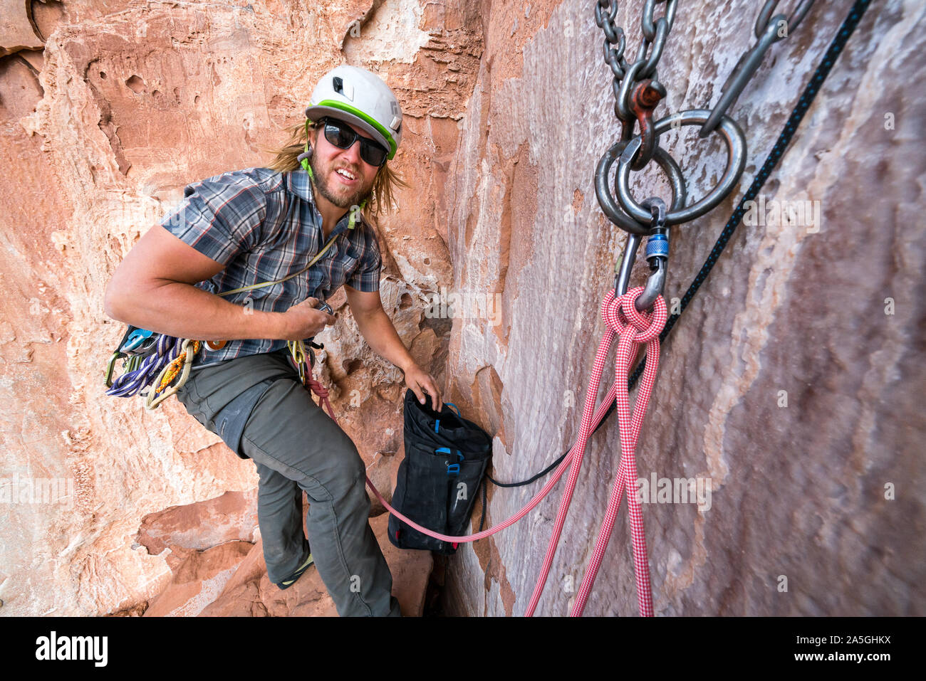 Rock climbing anchor hi-res stock photography and images - Alamy