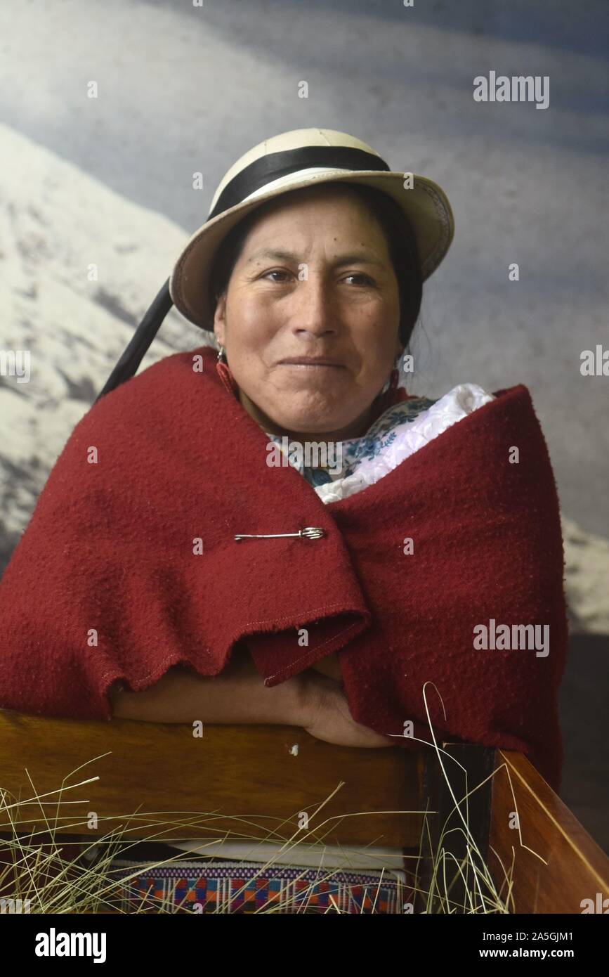 Indigenous traditions and customs hi-res stock photography and images ...