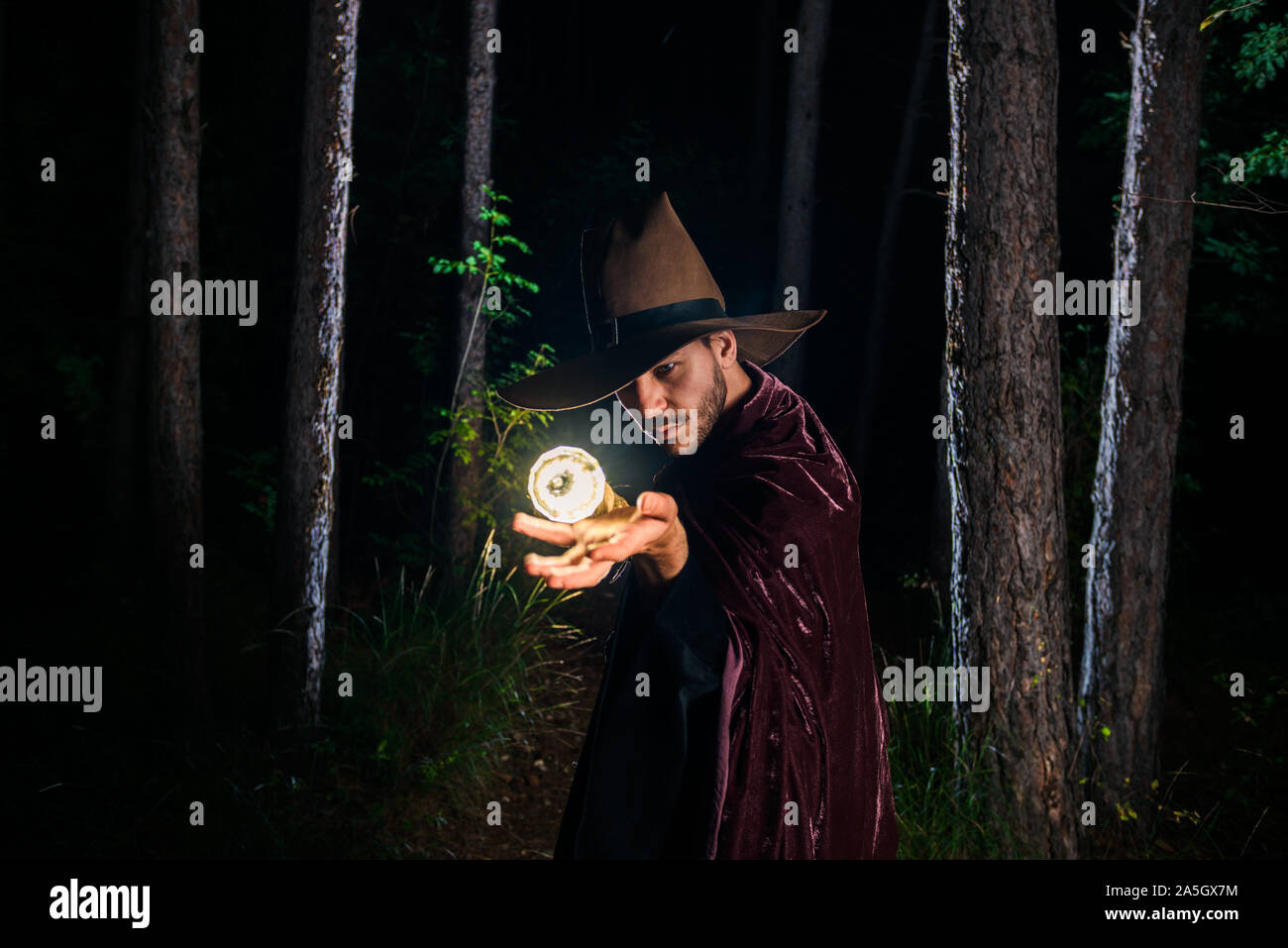 Wizard oz making hi-res stock photography and images - Alamy