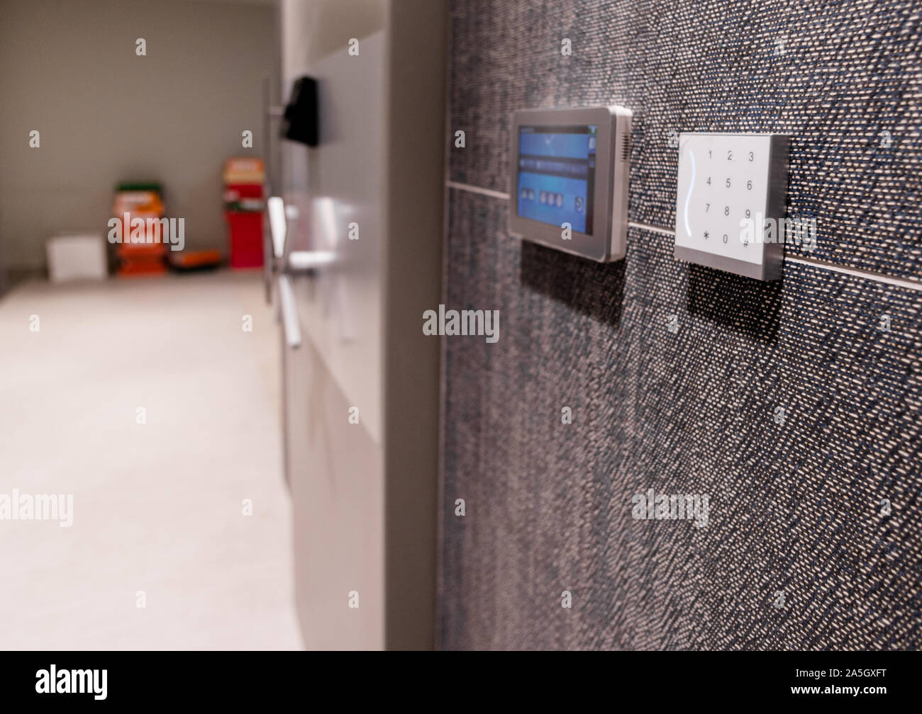 Treasury department vault hi-res stock photography and images - Alamy