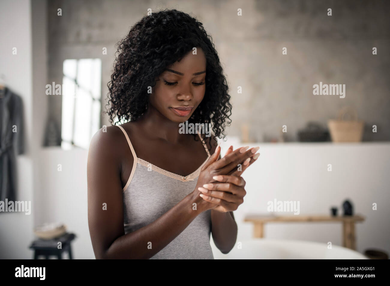 Hand cream beauty hi-res stock photography and images - Alamy