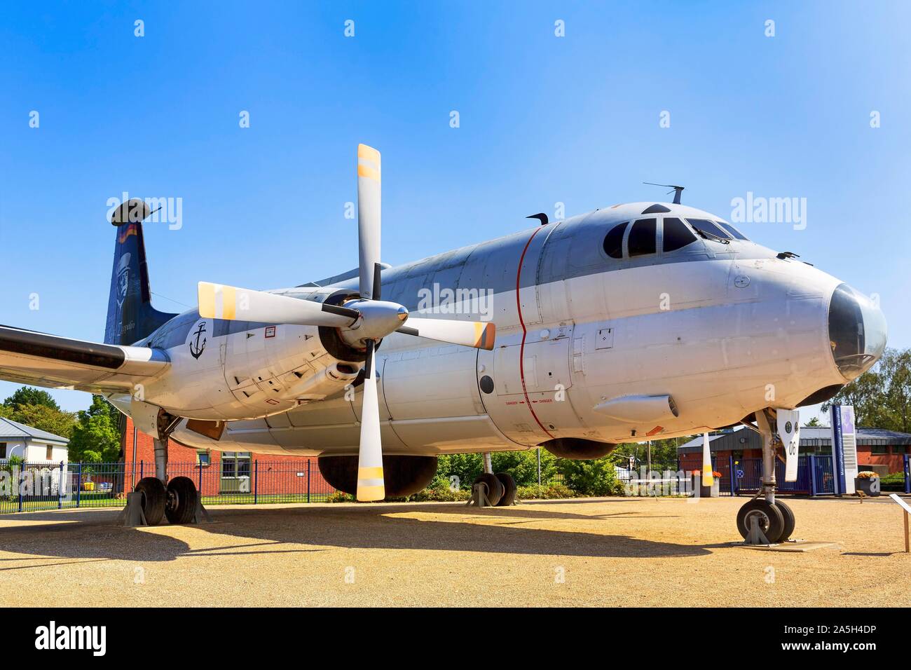 Sea reconnaissance aircraft Breguet BR 1150 Atlantic, flight simulator ...