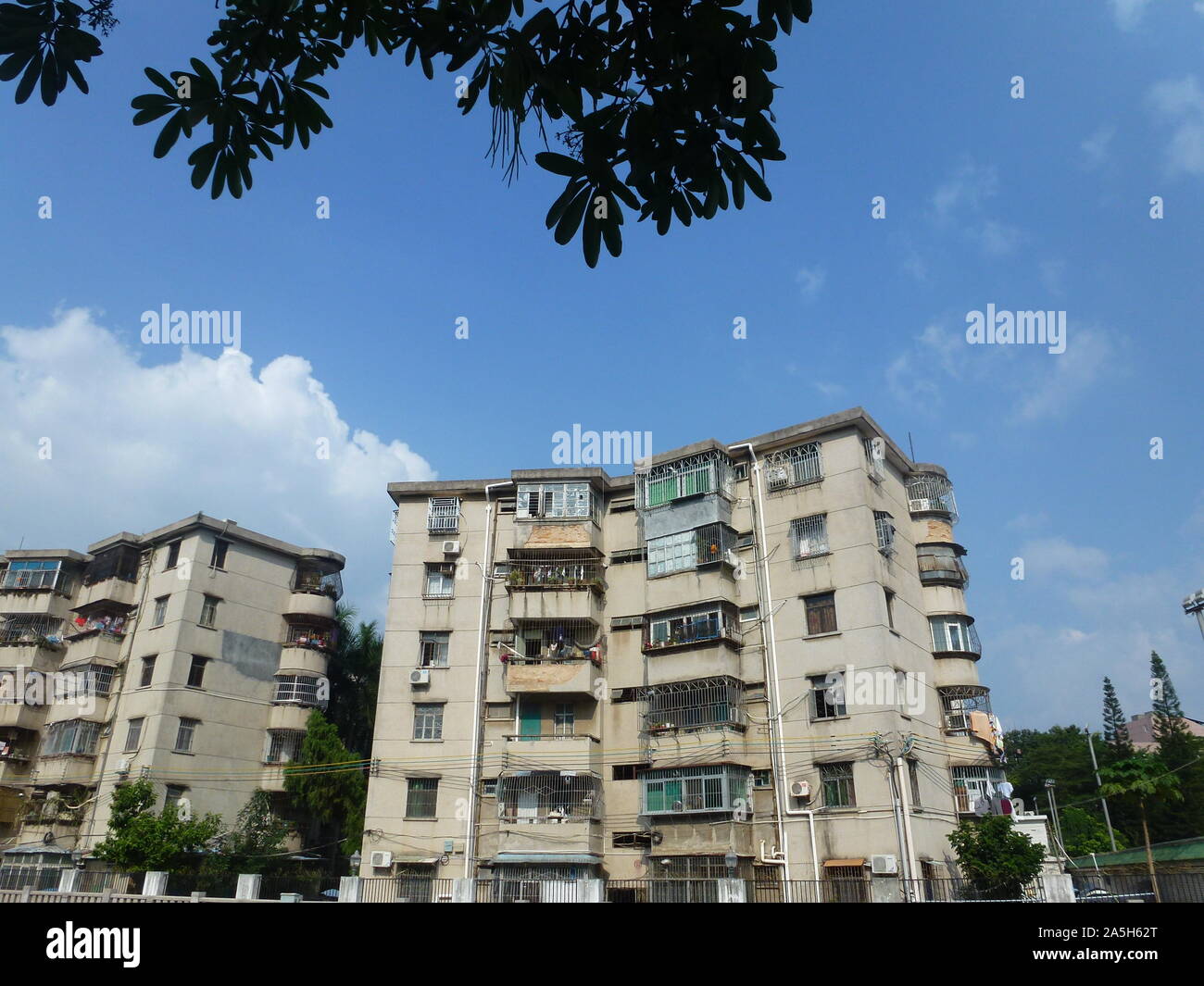 Old residential building Stock Photo - Alamy