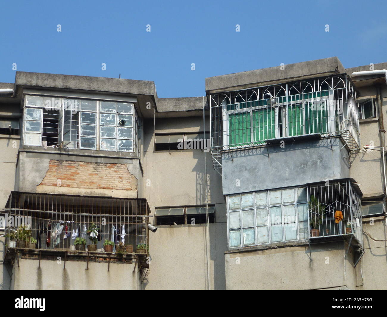 Old residential building Stock Photo - Alamy