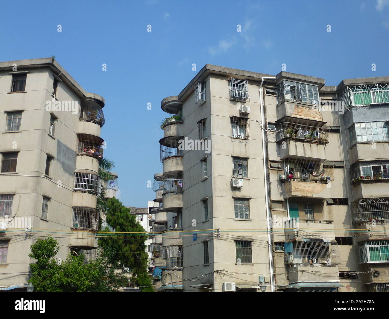 Old residential building Stock Photo - Alamy