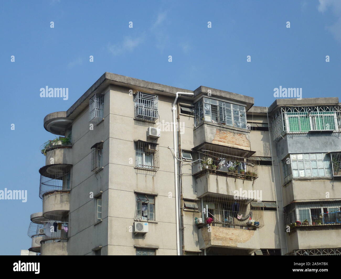 Old residential building Stock Photo - Alamy