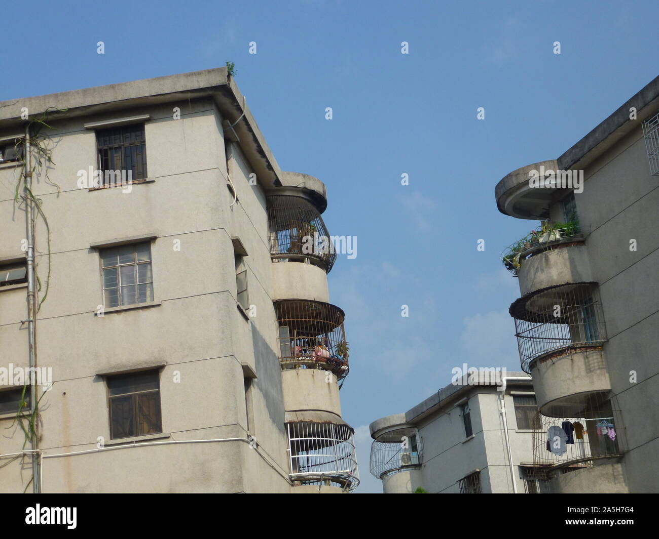 Old residential building Stock Photo - Alamy
