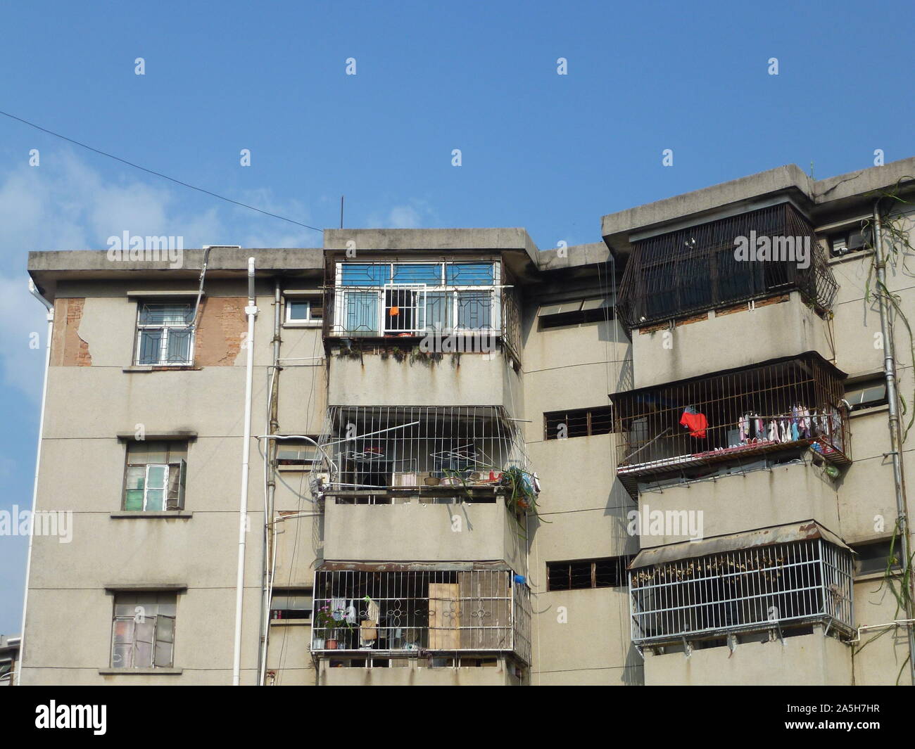 Old residential building Stock Photo - Alamy