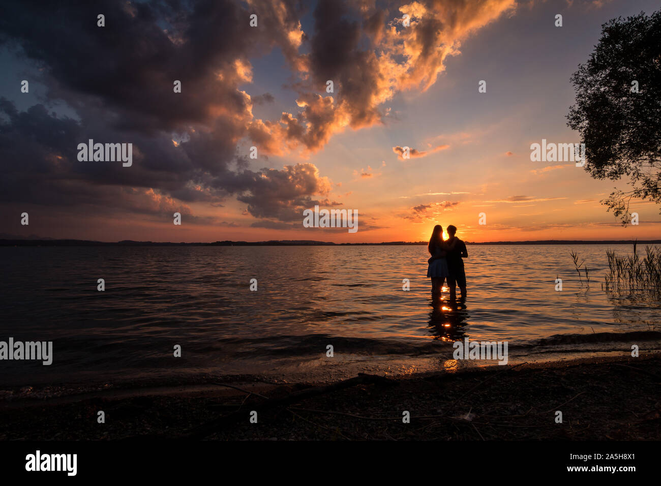 Love couple at the sea Stock Photo - Alamy