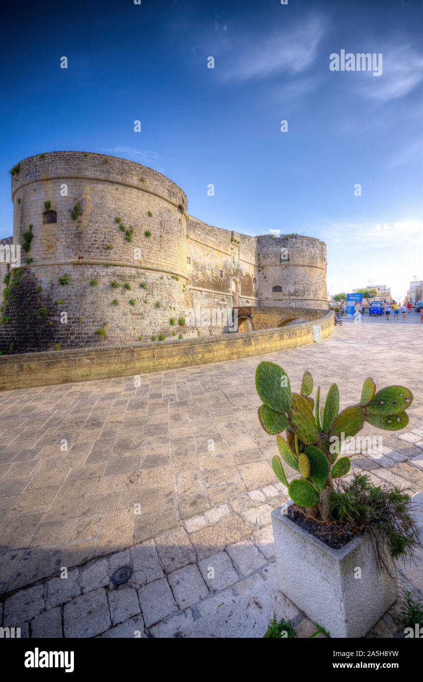 Castello otranto hi-res stock photography and images - Alamy