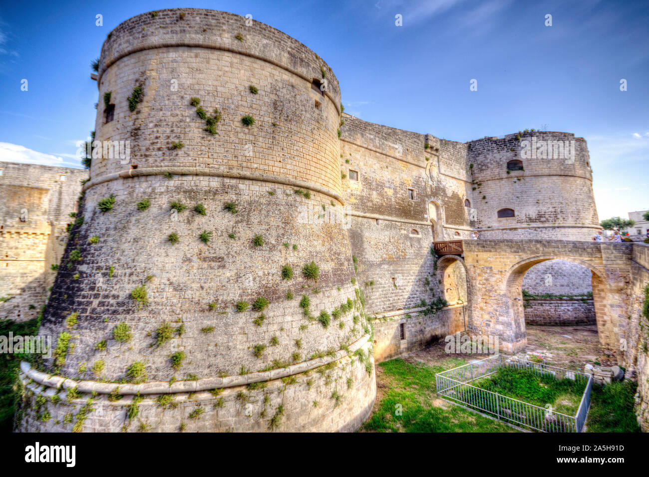 Otranto italy castle hi-res stock photography and images - Alamy