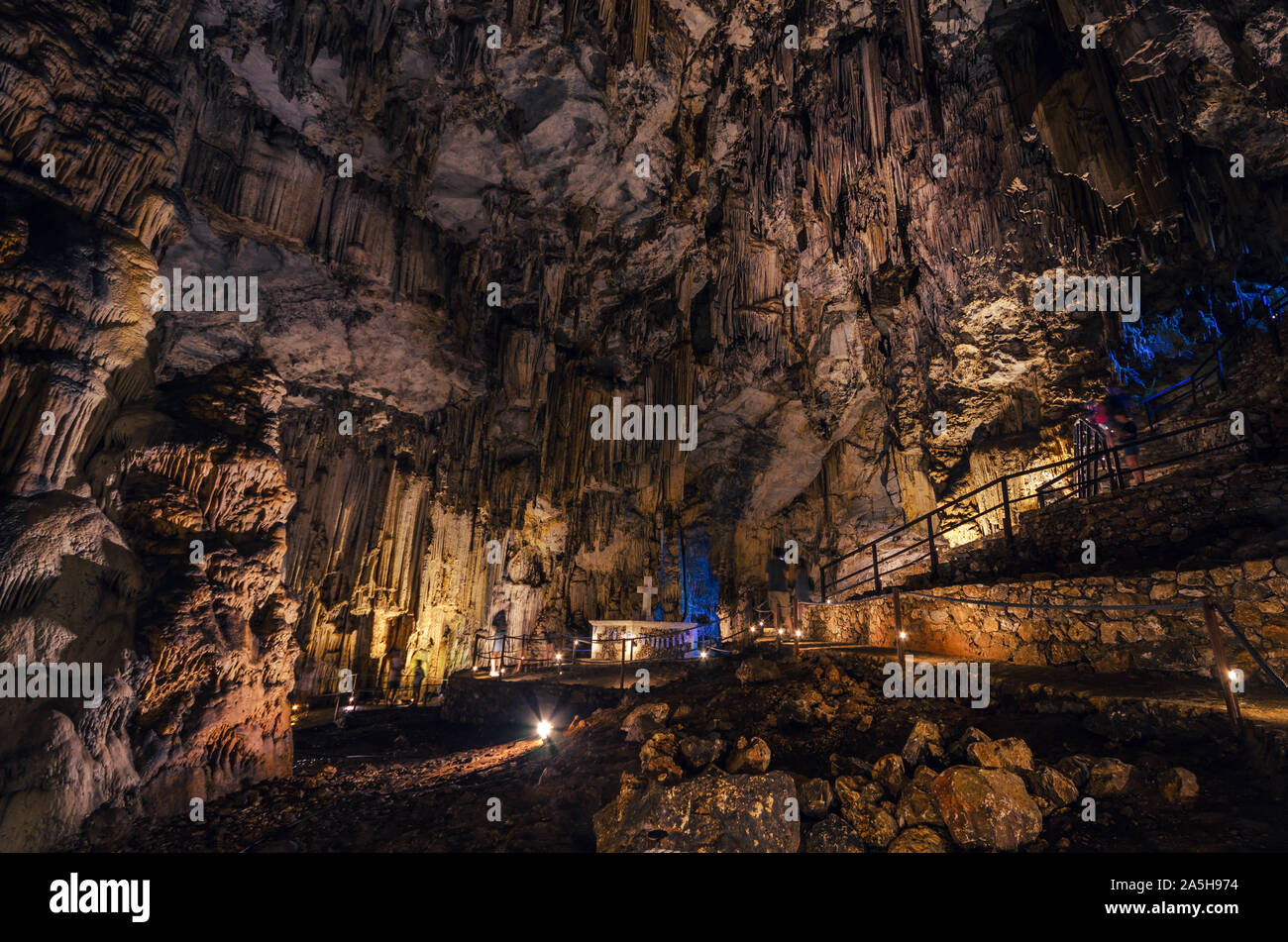 Melidoni cave, an amazing historical and archaeological cave with the ...