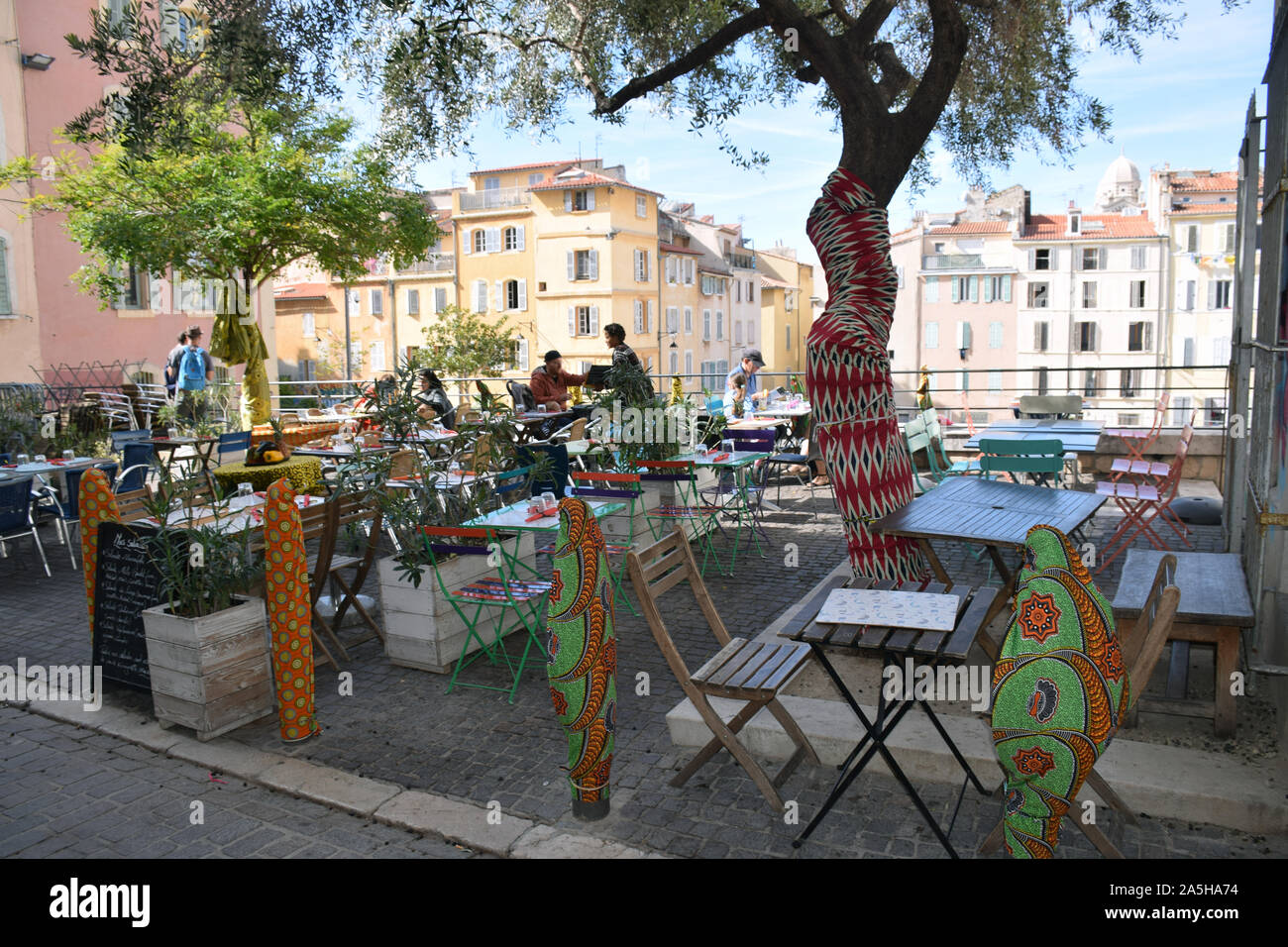 Bistro, Le Panier, Marseille, France Oct 2019 Stock Photo - Alamy