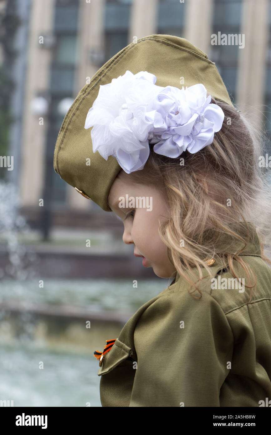 Soviet sad soldier hi-res stock photography and images - Alamy