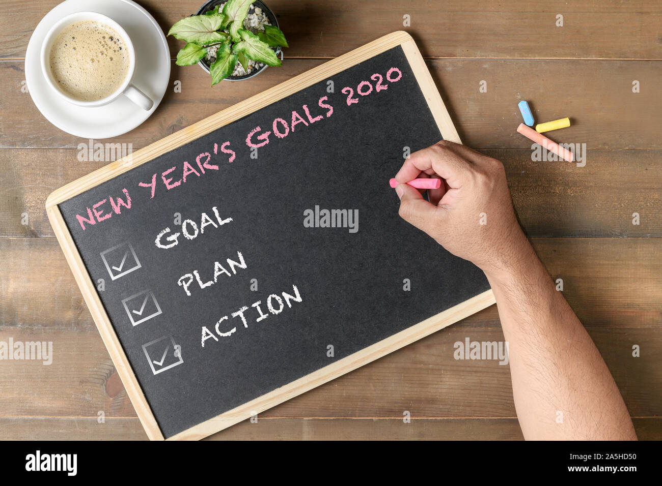 Man hand writing success goal hi-res stock photography and images - Alamy