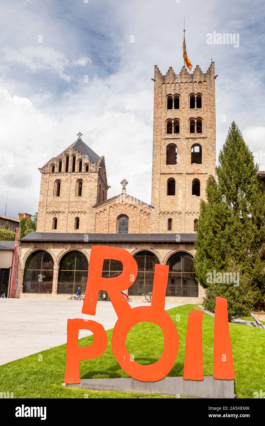 Monasterio de santa maría de ripoll hi-res stock photography and images ...