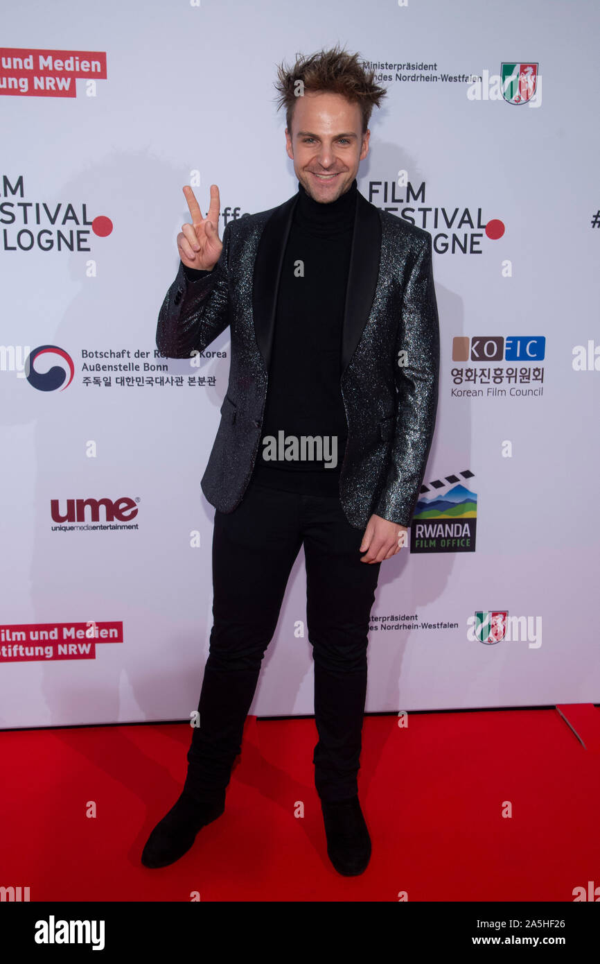 Cologne, Deutschland. 17th Oct, 2019. Fabian PHILIPP, Actor, Red Carpet ...