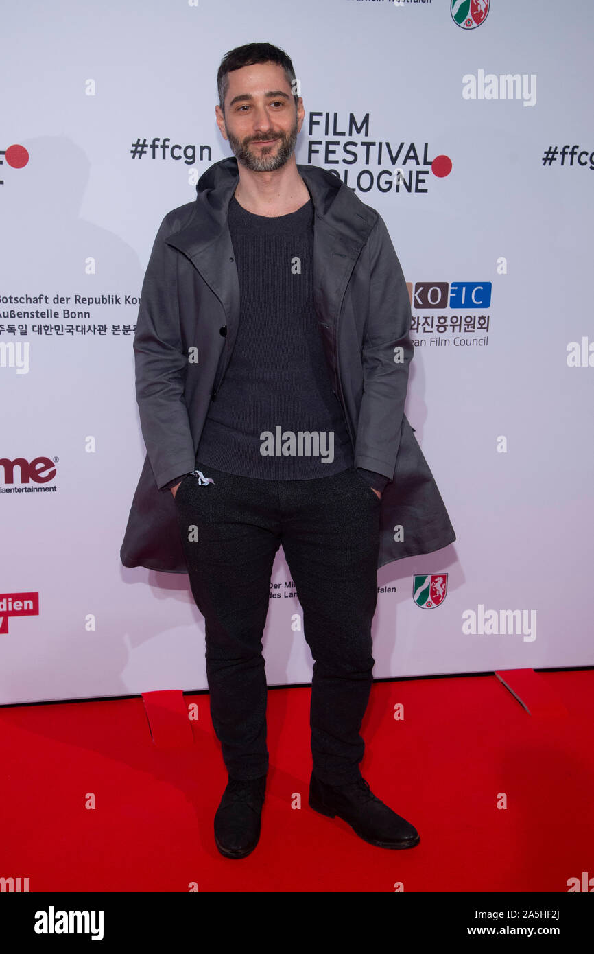 Cologne, Deutschland. 17th Oct, 2019. Denis MOSCHITTO, Actor, Red ...