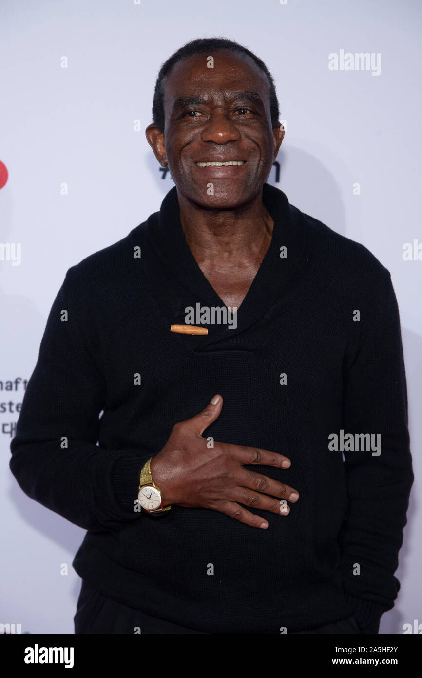 Cologne, Deutschland. 17th Oct, 2019. Antonio MONFORT, Actor, Red ...