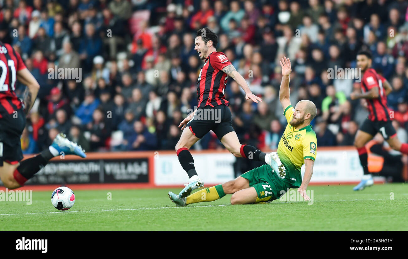 Adam smith footballer hi-res stock photography and images - Alamy
