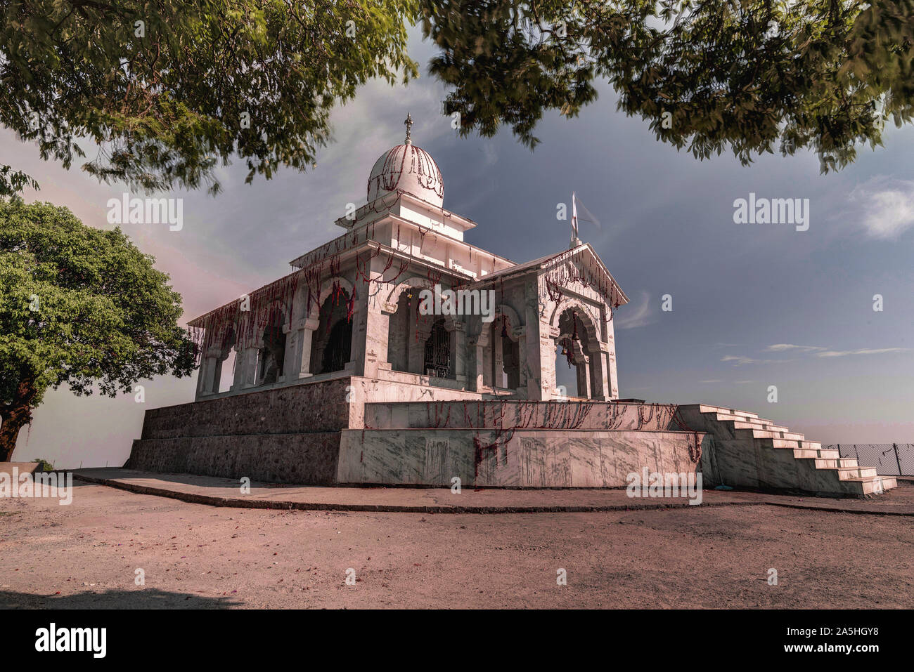 Hindu Religious temple Stock Photo - Alamy