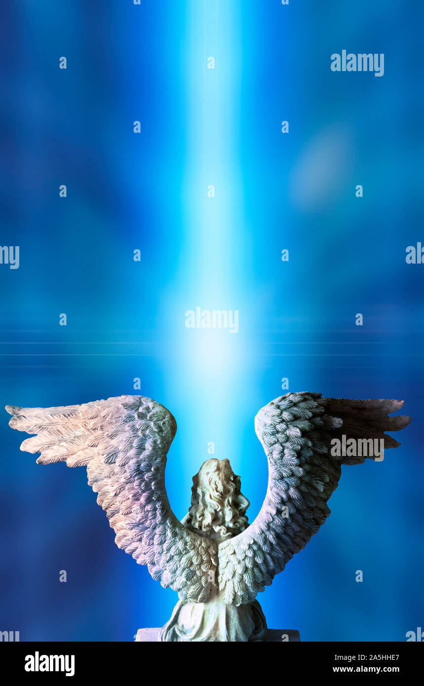 Angel back side hi-res stock photography and images - Alamy