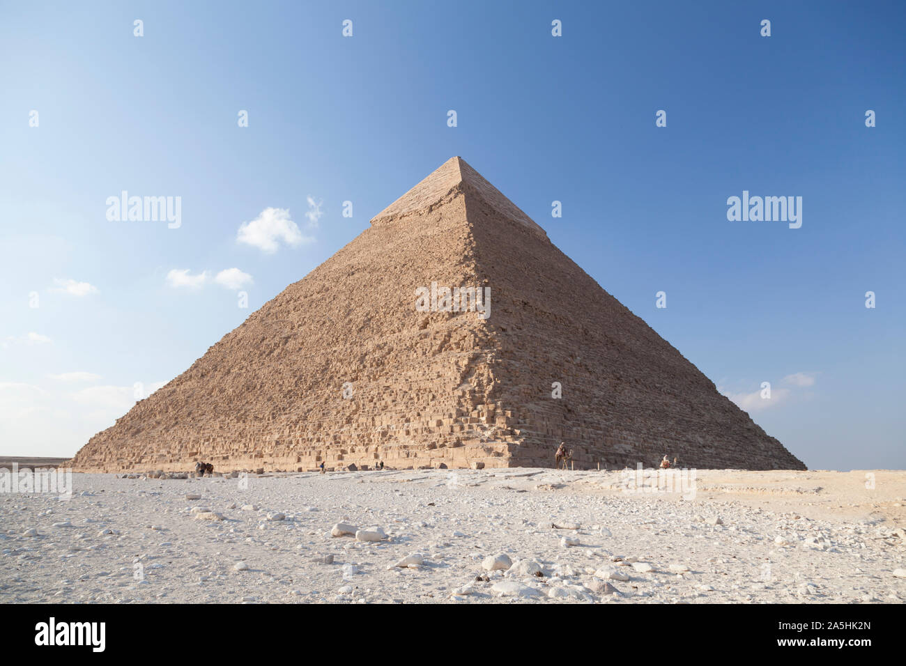 Egypt, Giza, the main pyramid at the great Pyramids at Giza Stock Photo ...