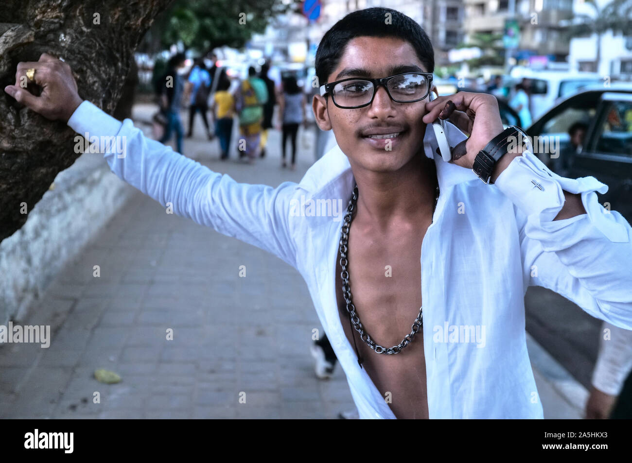 India rapper style hi-res stock photography and images - Alamy