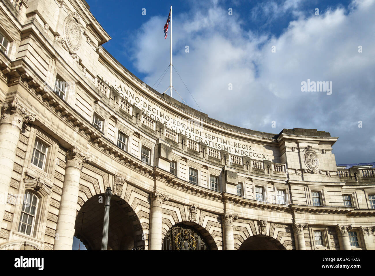 Admiralty Arch, The Mall, London, UK (1912). Previously government ...