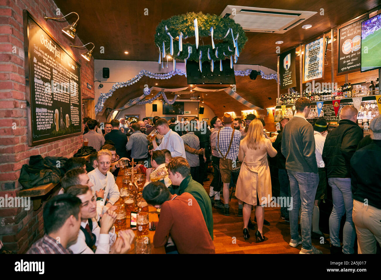 1 liter beer hi-res stock photography and images - Alamy