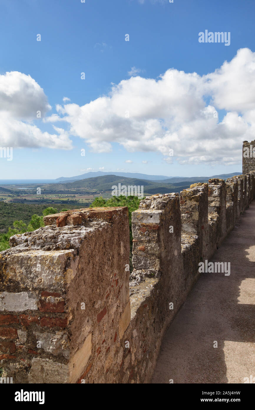 Capalbio, southern Tuscany, Italy. This medieval hilltop fortified ...