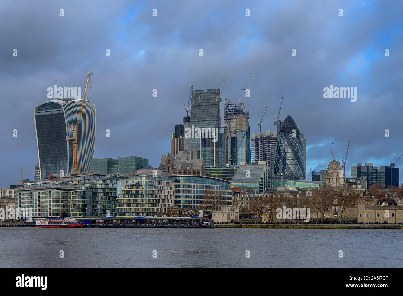 view of the modern city of London Stock Photo - Alamy