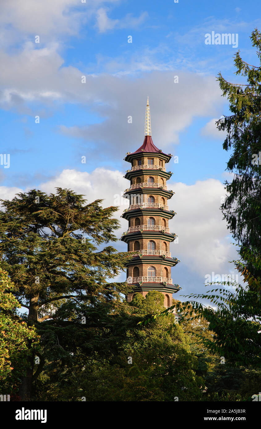 Chambers’ pagoda at kew gardens hi-res stock photography and images - Alamy