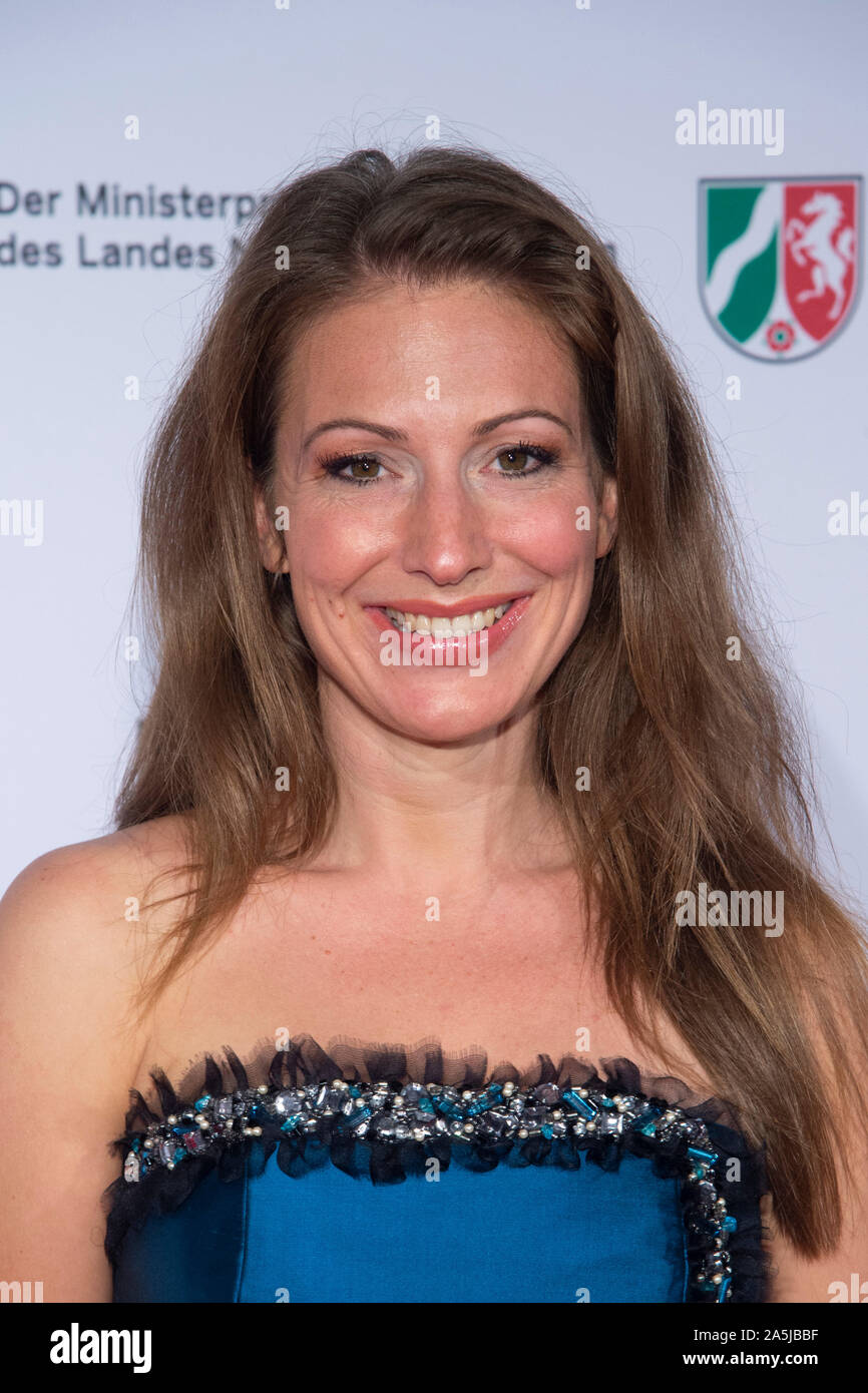 Maureen Cologne's Instagram, Twitter & Facebook on IDCrawl