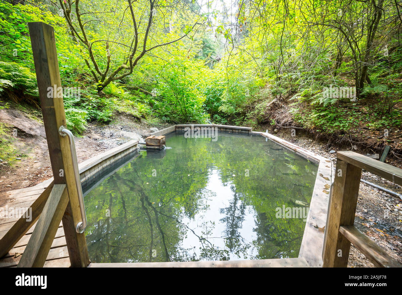 Outdoor spa canada hi-res stock photography and images - Alamy