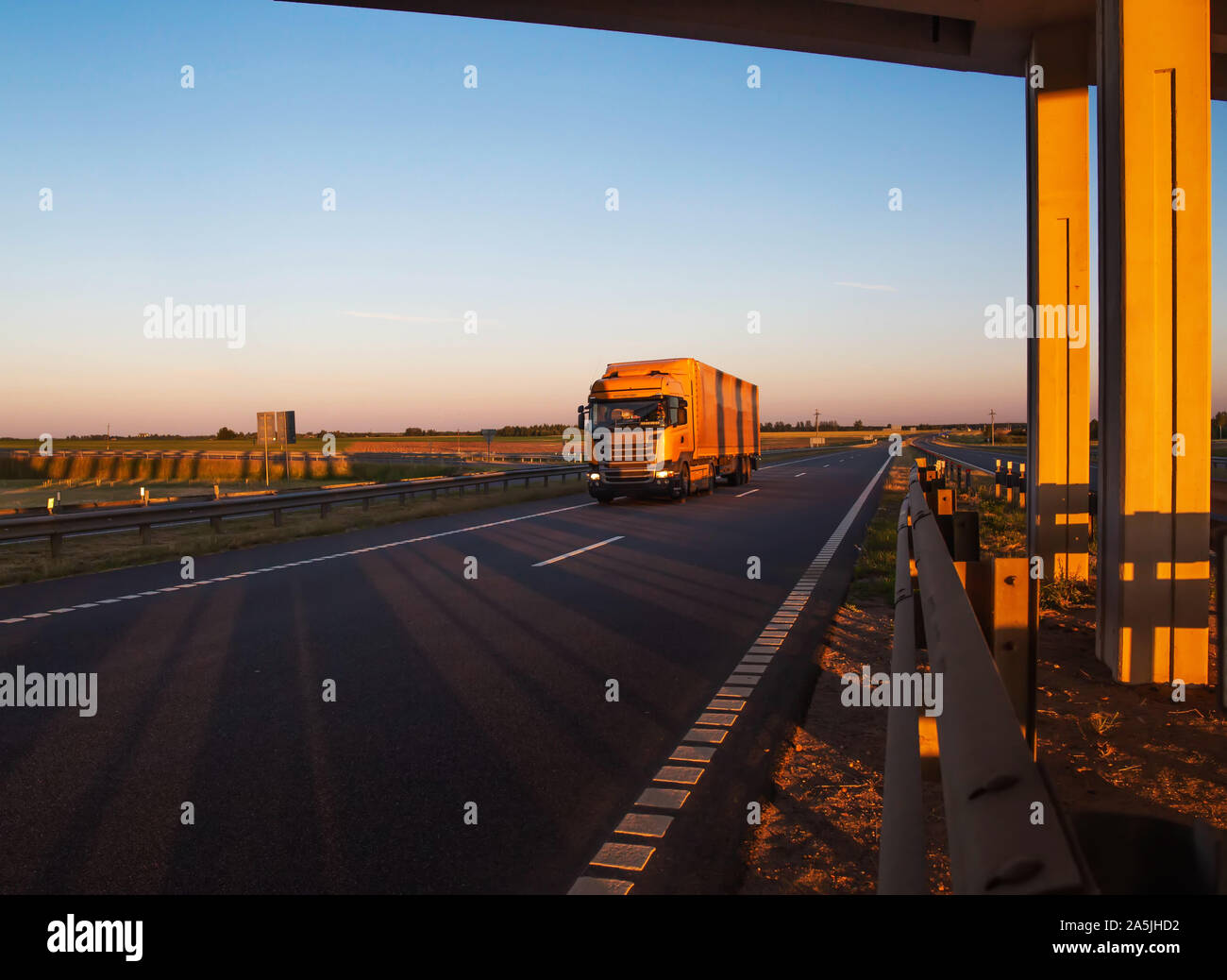 Train dispatcher hi-res stock photography and images - Alamy