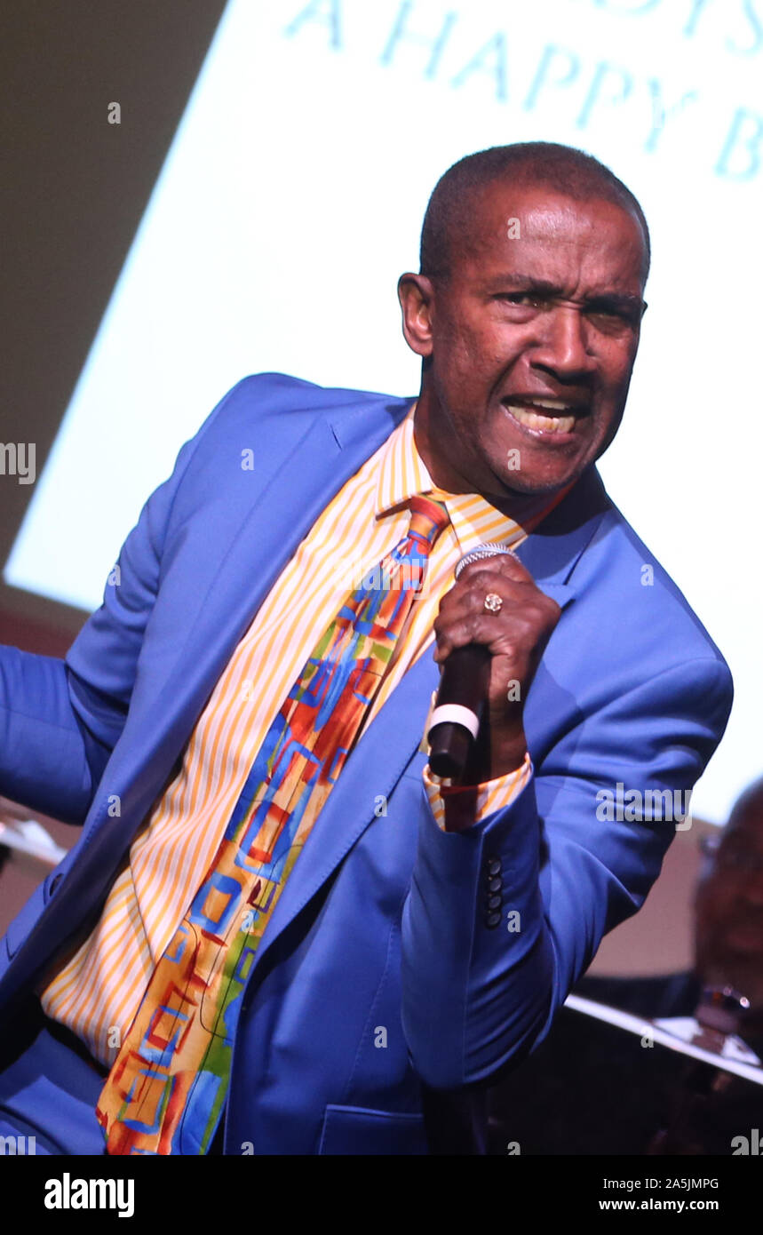 LOS ANGELES, CA - OCTOBER 20: Louis Price, at Gladys Knight's 75th ...