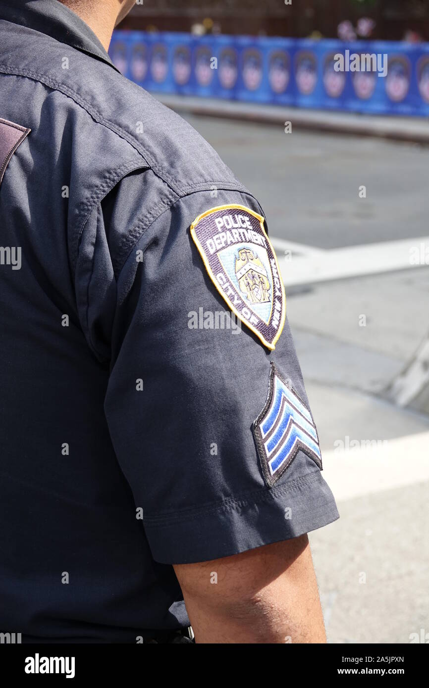 Nypd logo hi-res stock photography and images - Alamy