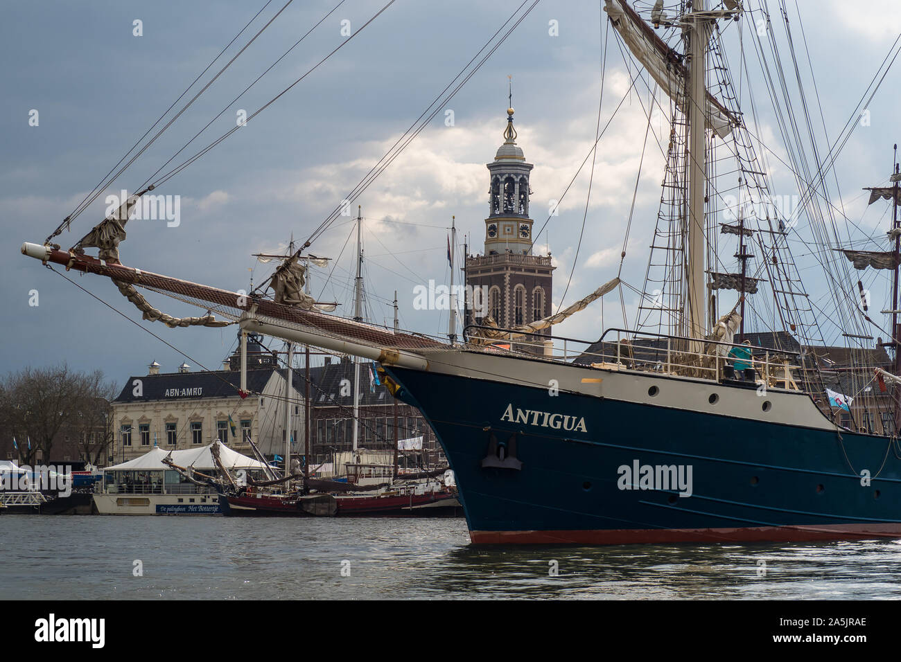 Barkentine hi-res stock photography and images - Alamy