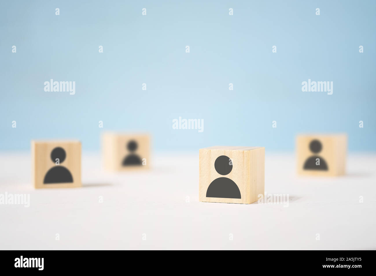 Stand apart from the crowd hi-res stock photography and images - Alamy