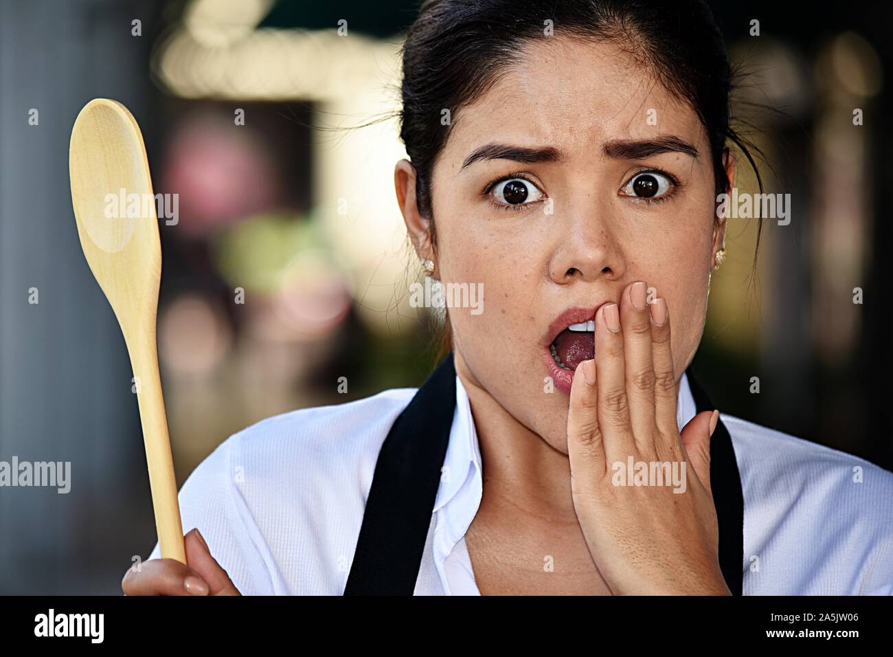 Surprised chef hi-res stock photography and images - Alamy
