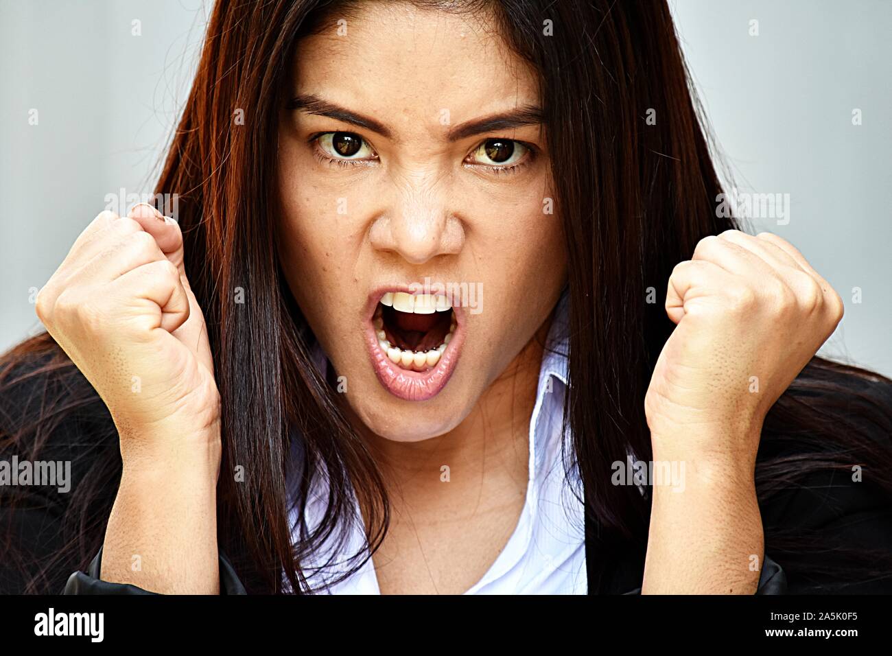 Angry business woman hi-res stock photography and images - Alamy