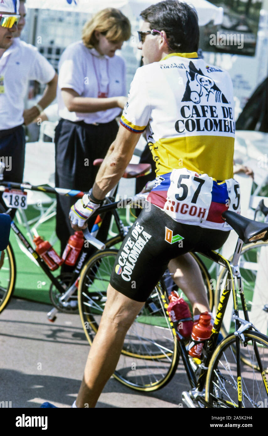 Tour 1989 in Marseilles : Bernard Richard (82th) Cafe de Colombia Stock ...