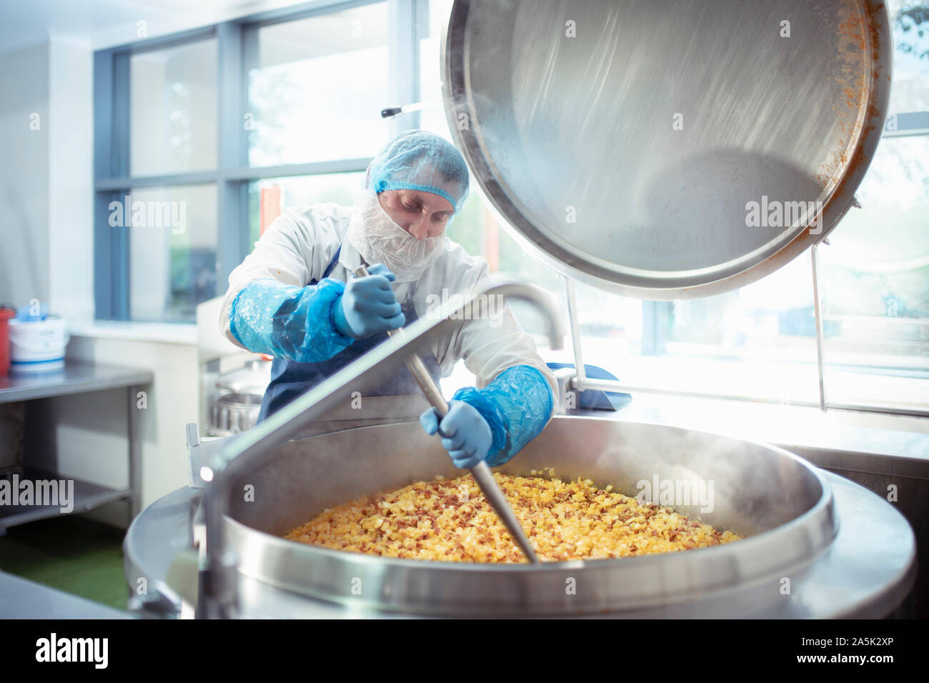 Commercial Kitchen High Resolution Stock Photography and Images - Alamy